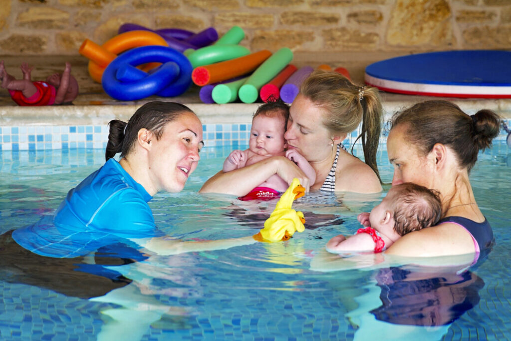 Ventajas y beneficios de la Matronatación para bebés, infantes y niños ...